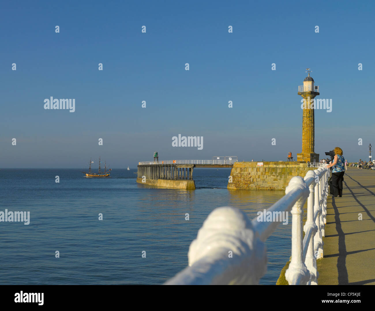 English seaside 19th century hi-res stock photography and images - Alamy