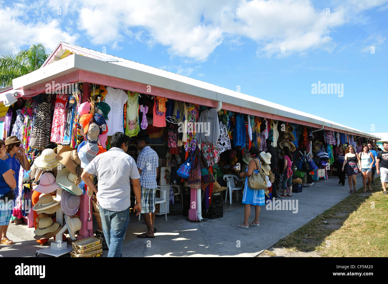 Tourists Shopping Bahamas Stock Photos & Tourists Shopping Bahamas ...
