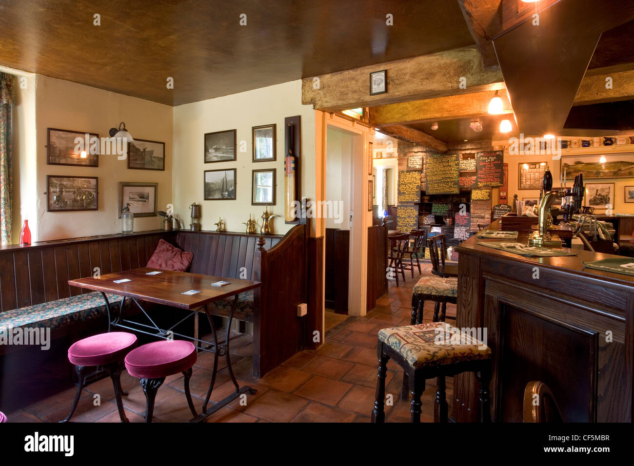 Postgate inn hi-res stock photography and images - Alamy