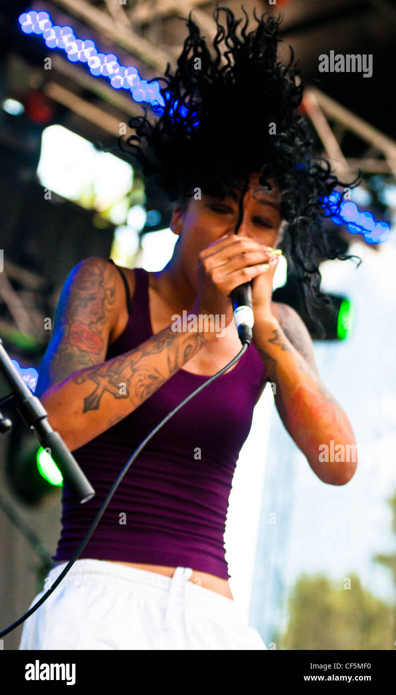 Straight stitch hi-res stock photography and images - Alamy