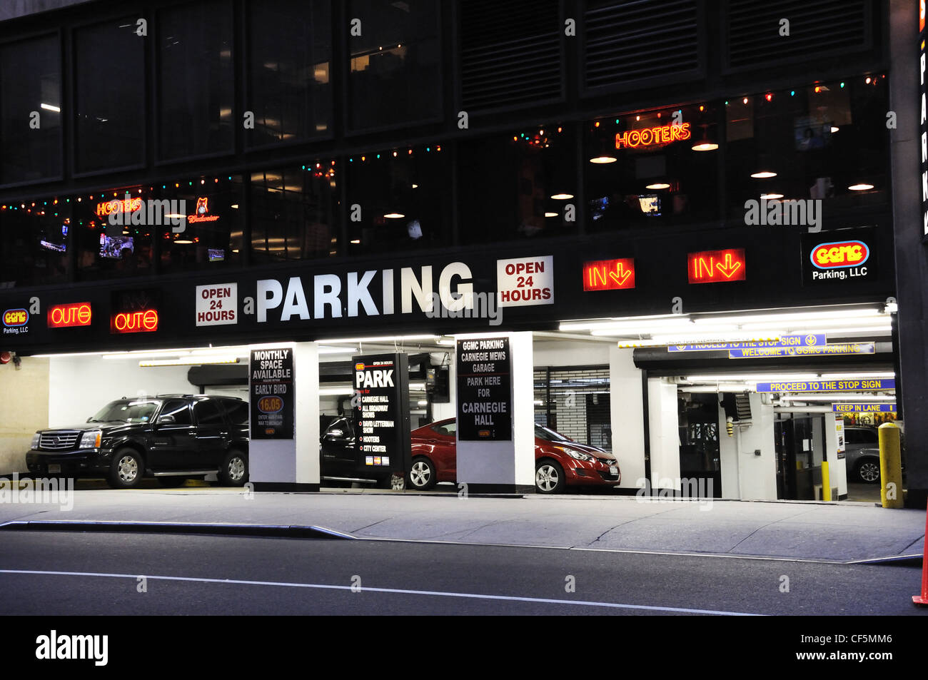 New York City, USA - parking garage Stock Photo - Alamy