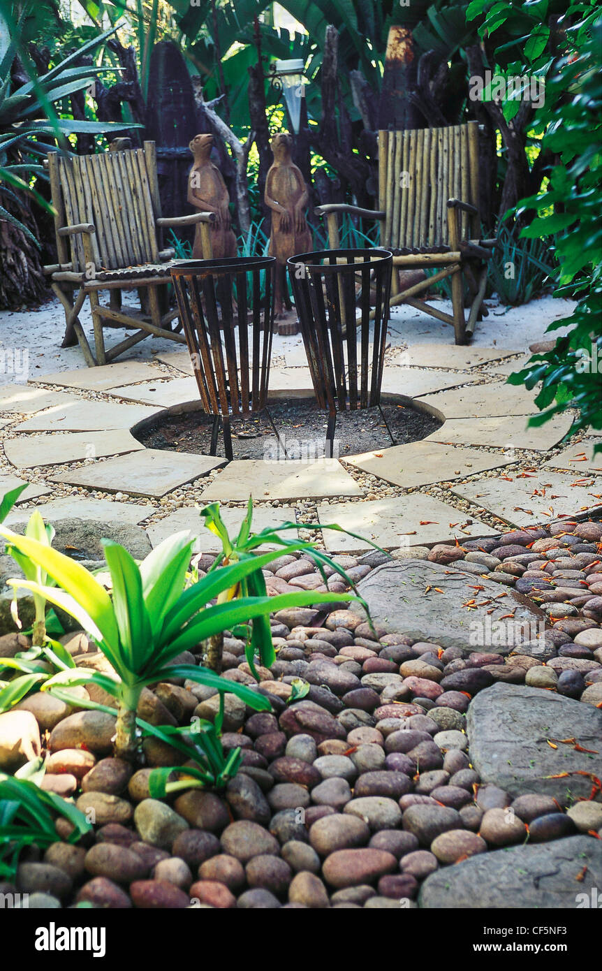 African Gardens: Our fourth garden is quite a compact African paradise ...