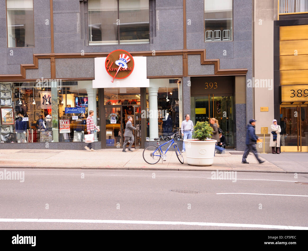 New York Yankees souvenir store, New York City, USA Stock Photo - Alamy