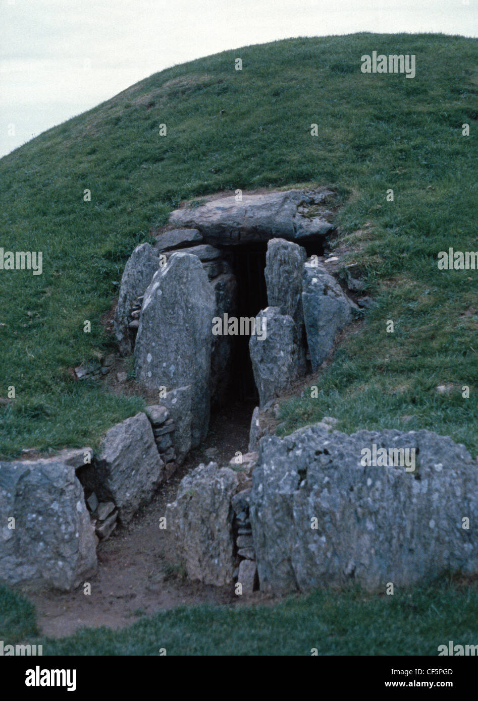 Bryn celli ddu hi-res stock photography and images - Alamy