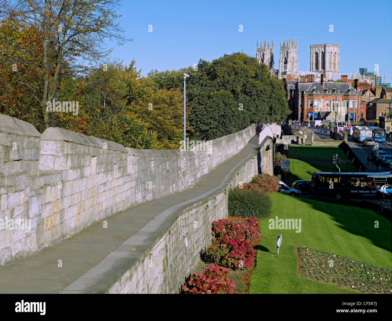 Roman walls york hi-res stock photography and images - Alamy