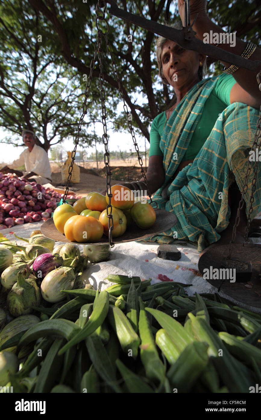 Vegetable seller hi-res stock photography and images - Alamy