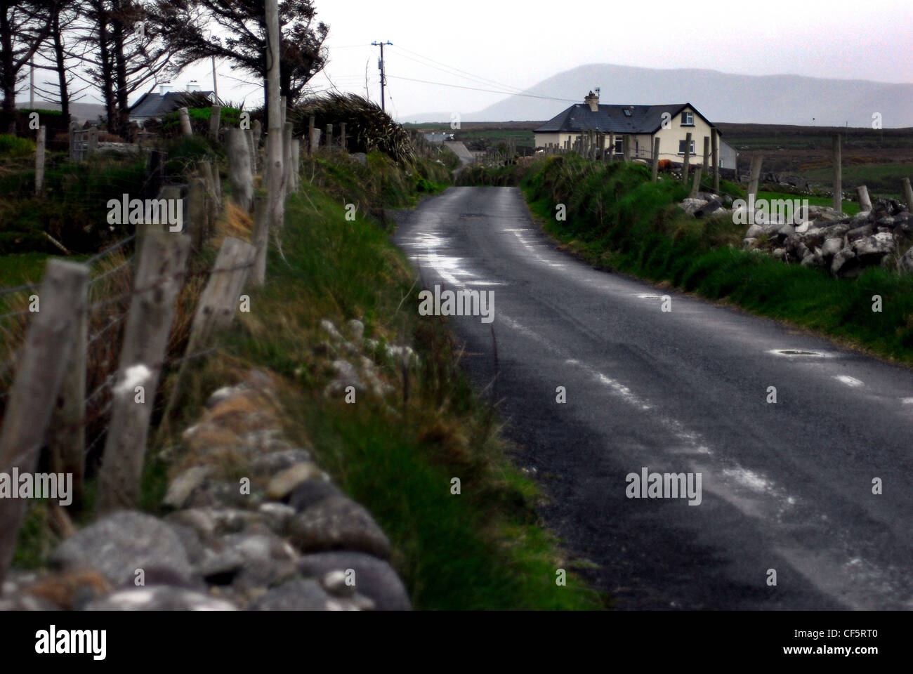 A road running through the Partry Mountains in County Mayo Stock Photo ...