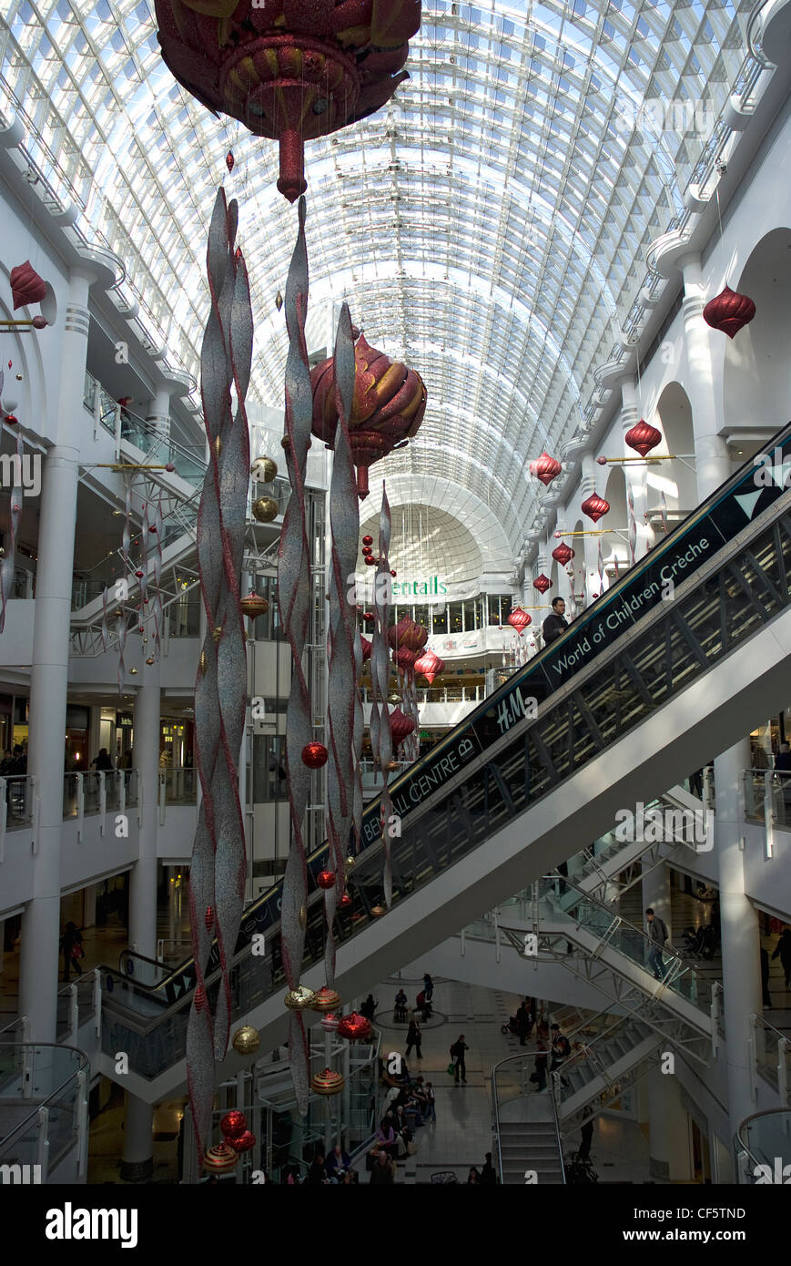 The atrium of the Bentall Centre in Kingston upon Thames Stock Photo ...