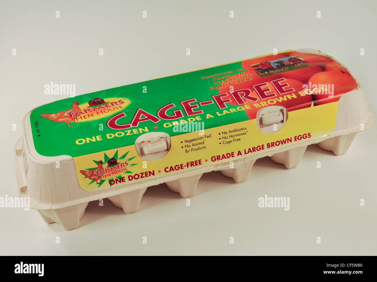 Cage free eggs hi-res stock photography and images - Alamy
