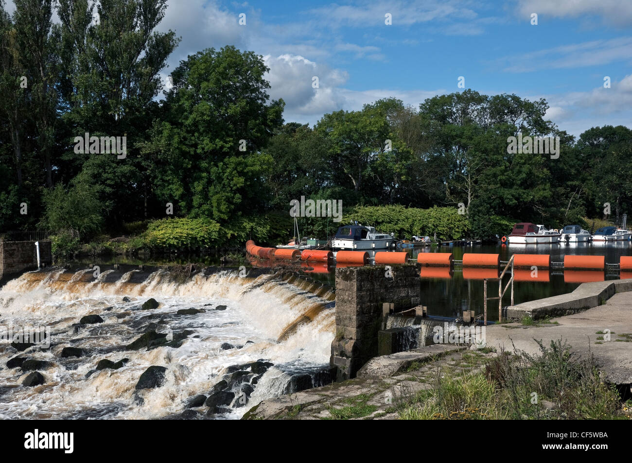 Naburn Locks at the tidal limit of the River Ouse Stock Photo - Alamy