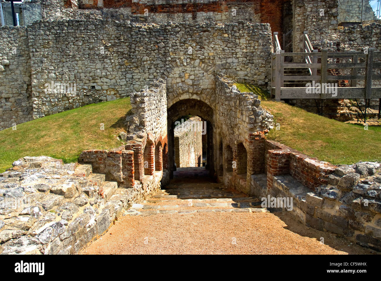 Farnham castle hi-res stock photography and images - Alamy