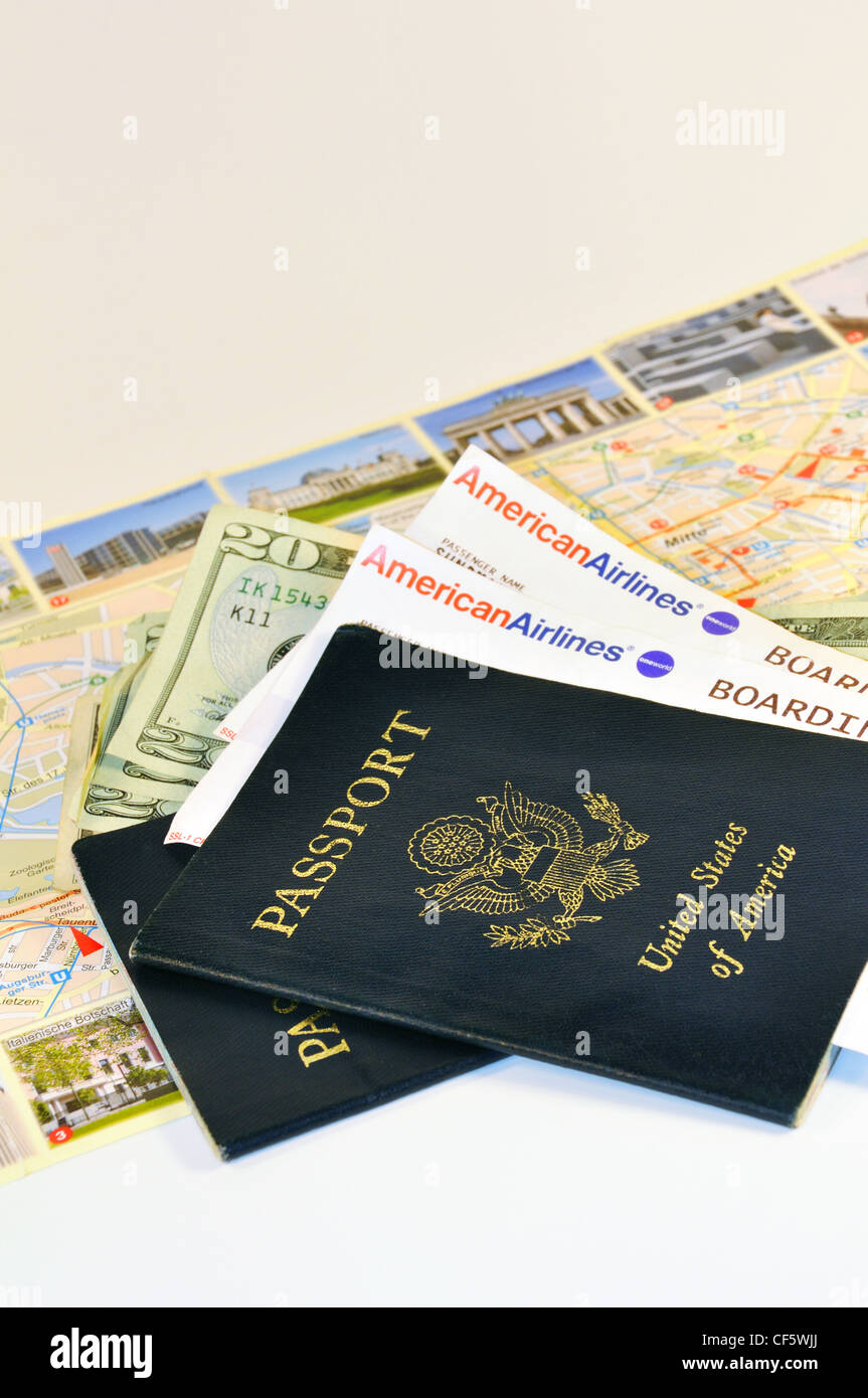 Passports and street map hi-res stock photography and images - Alamy