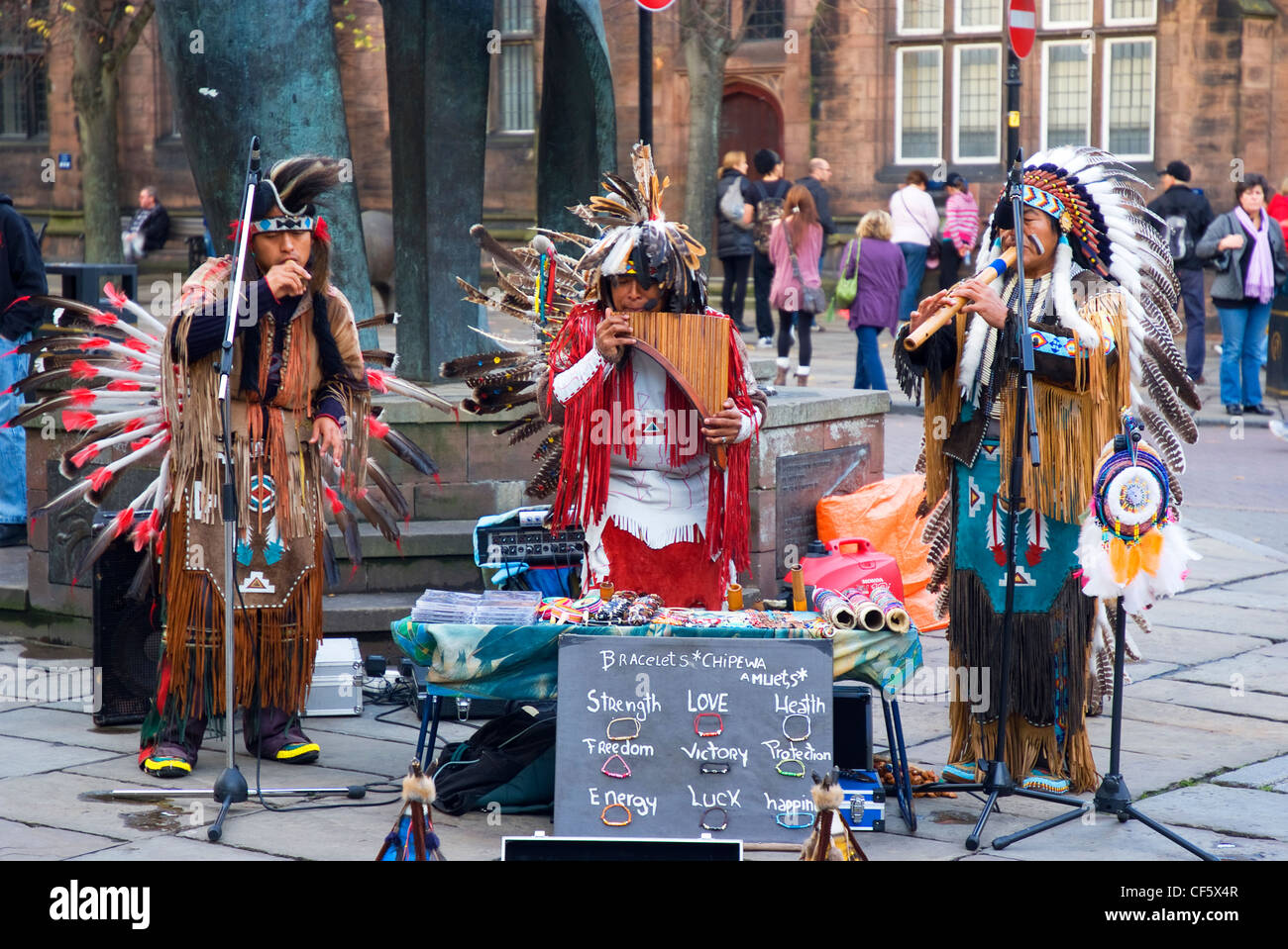 Chippewa indians hi-res stock photography and images - Alamy