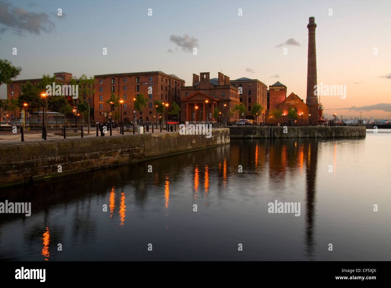 View of Albert Docks in the early evening Stock Photo - Alamy