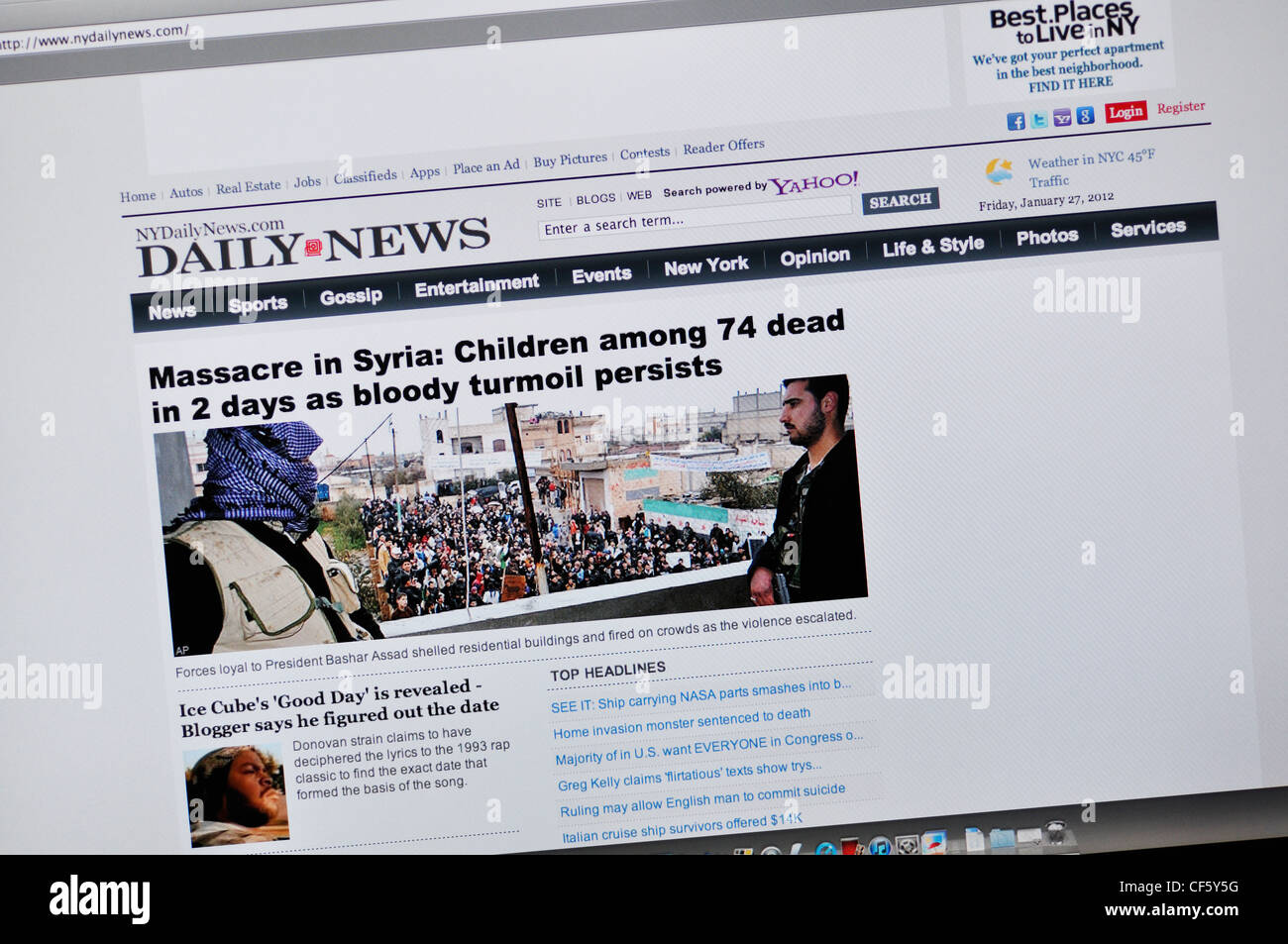 New york daily news newspaper hi-res stock photography and images - Alamy