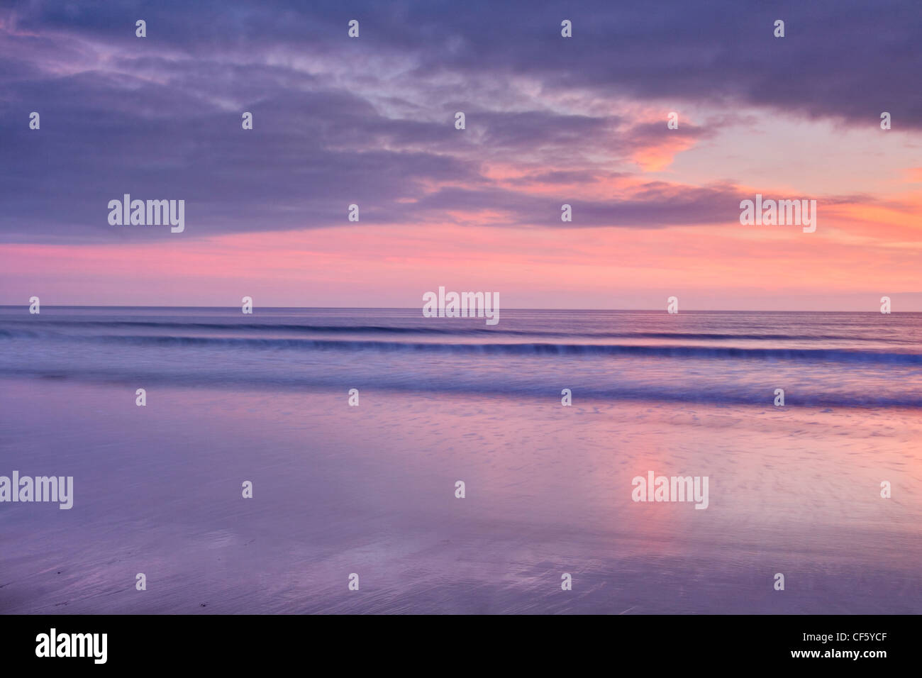 Restful and peaceful beach scene hi-res stock photography and images ...