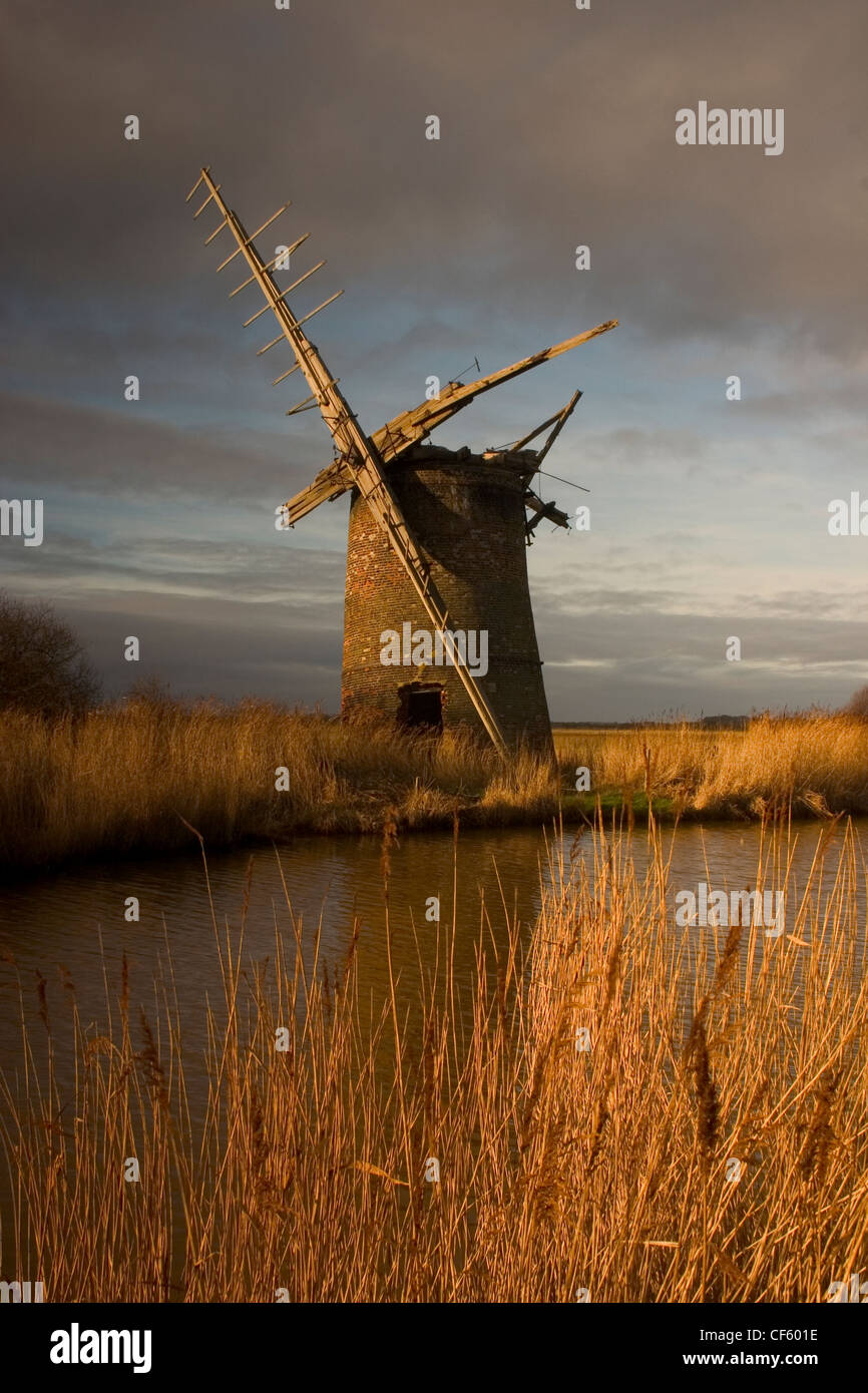 Brograve Mill on the Norfolk Broads Stock Photo - Alamy