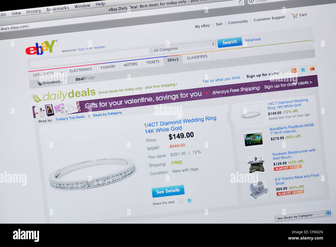 Auction ring hi-res stock photography and images - Alamy