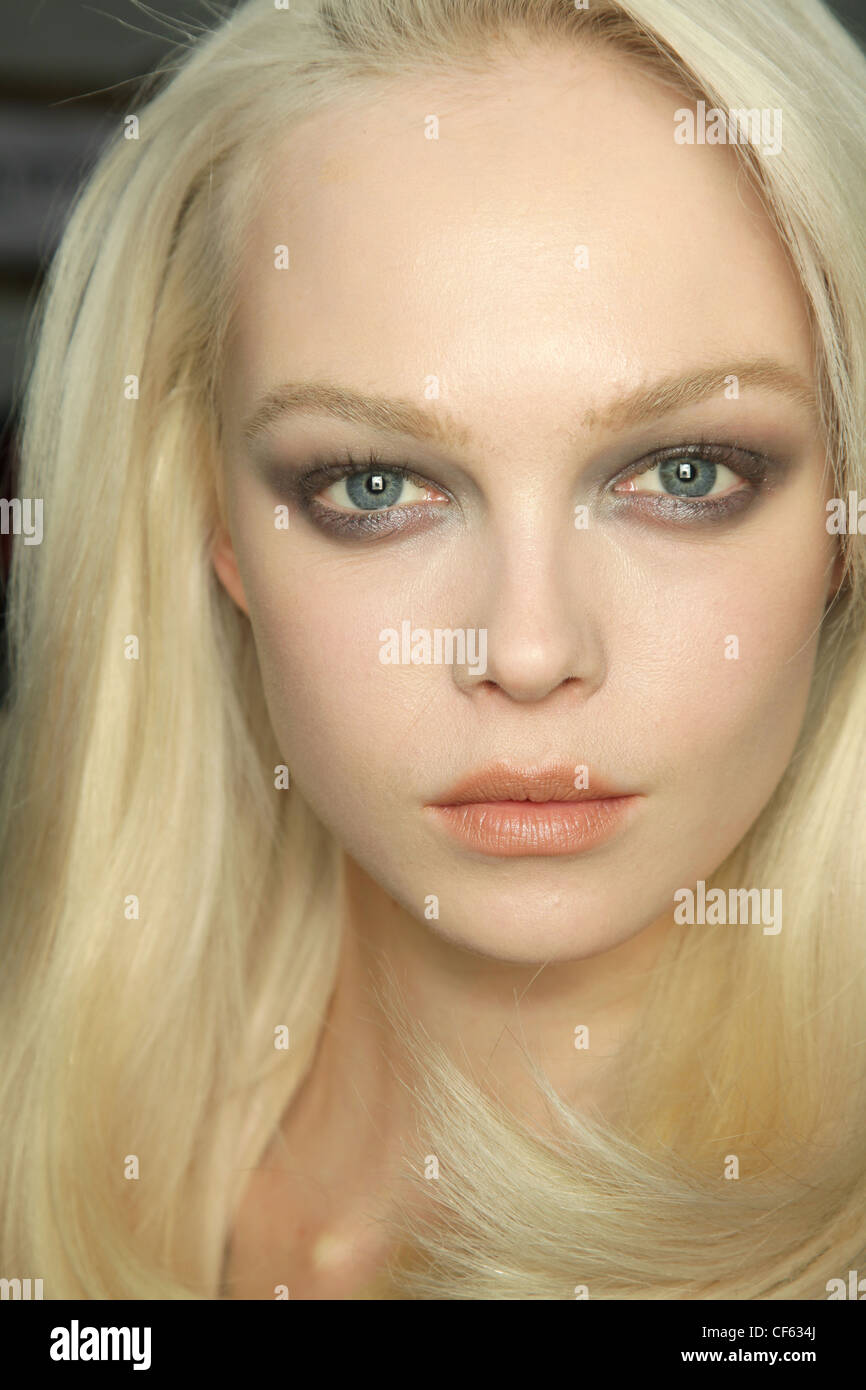 Chloe Backstage Paris Ready to Wear Autumn Winter Stock Photo - Alamy