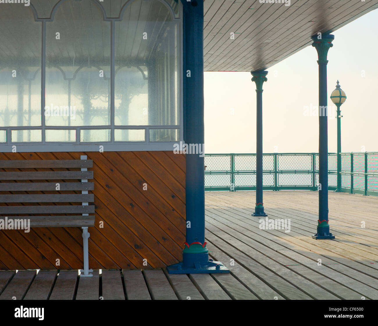 Pagoda style hi-res stock photography and images - Alamy