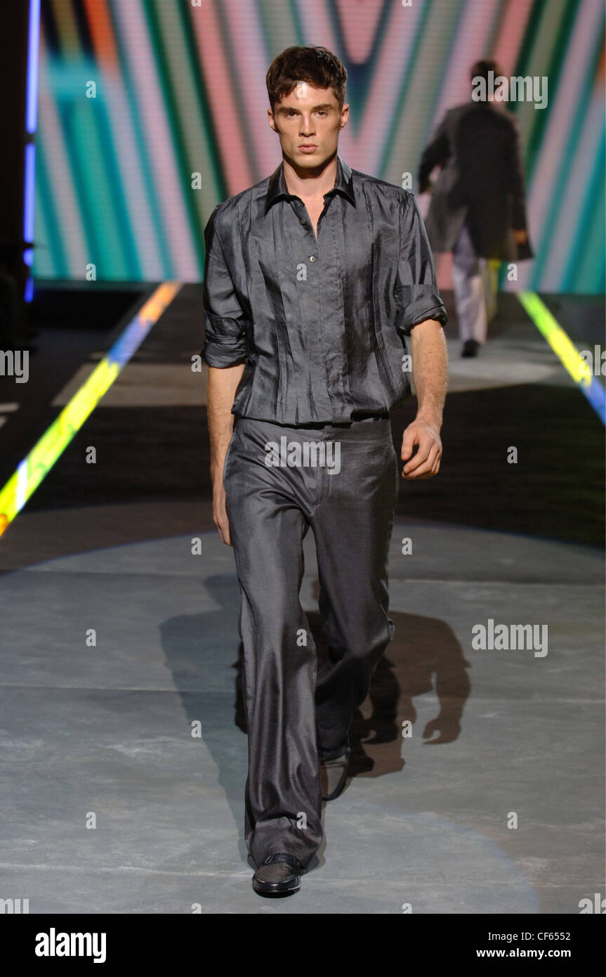 Versace Milan Ready to Wear Menswear Spring Summer Brunette male model ...