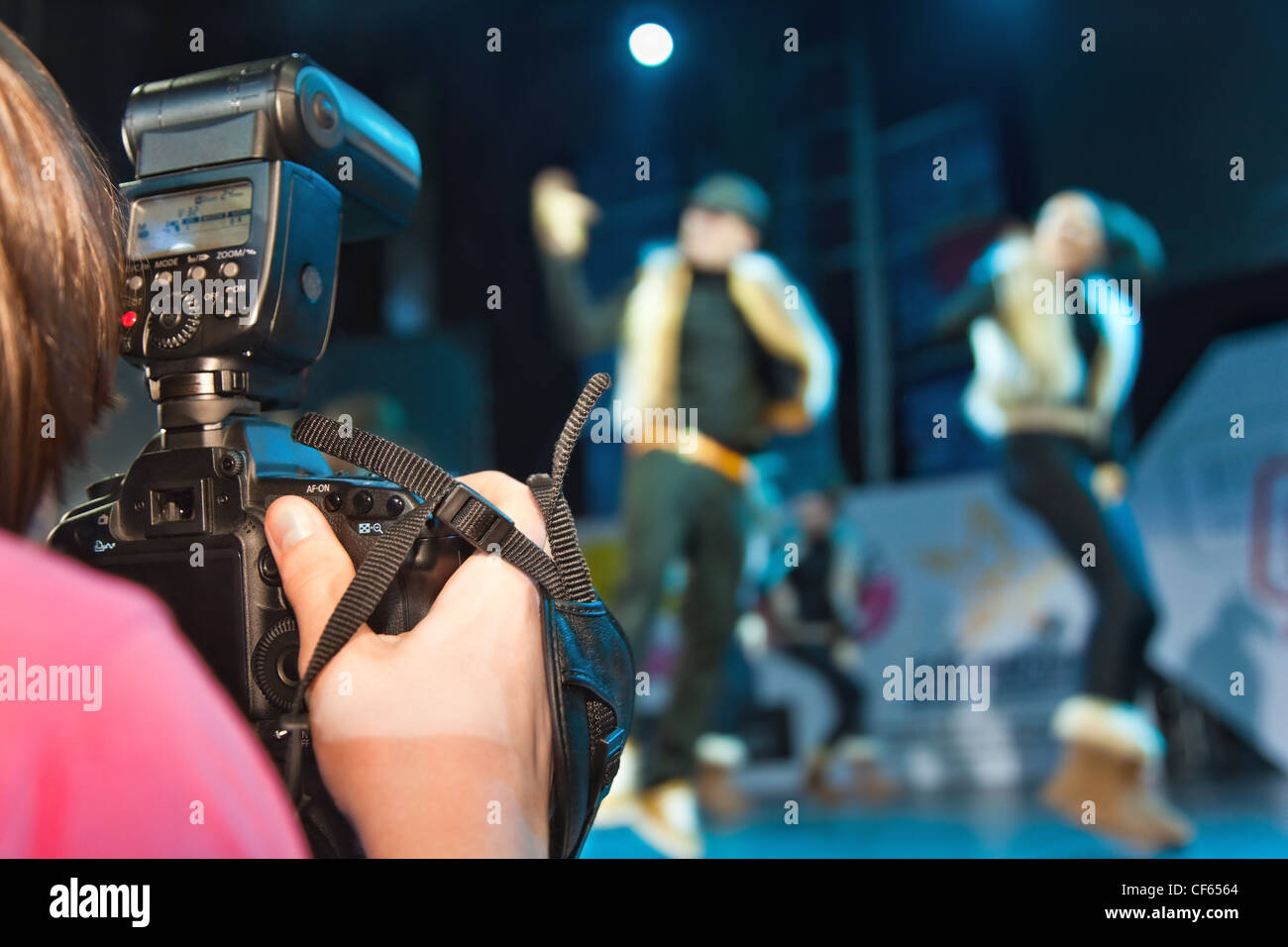 Shooting concert hi-res stock photography and images - Alamy