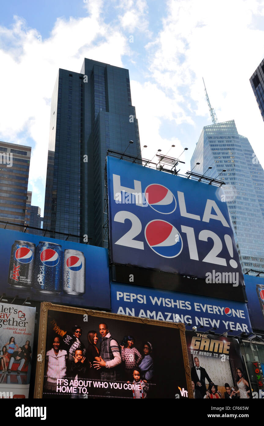 Pepsi advertisement hi-res stock photography and images - Alamy