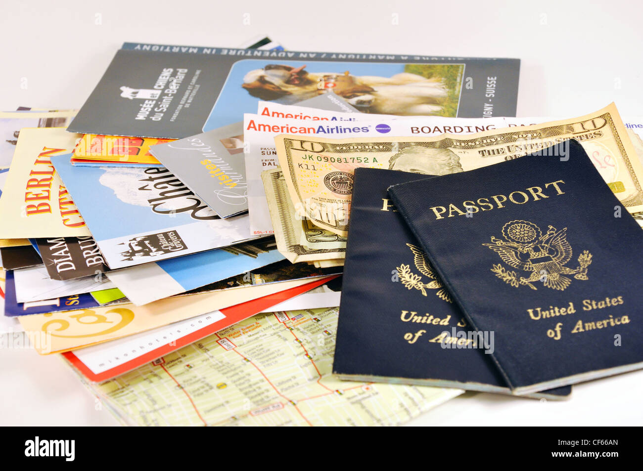 US passports and traveling documents Stock Photo - Alamy