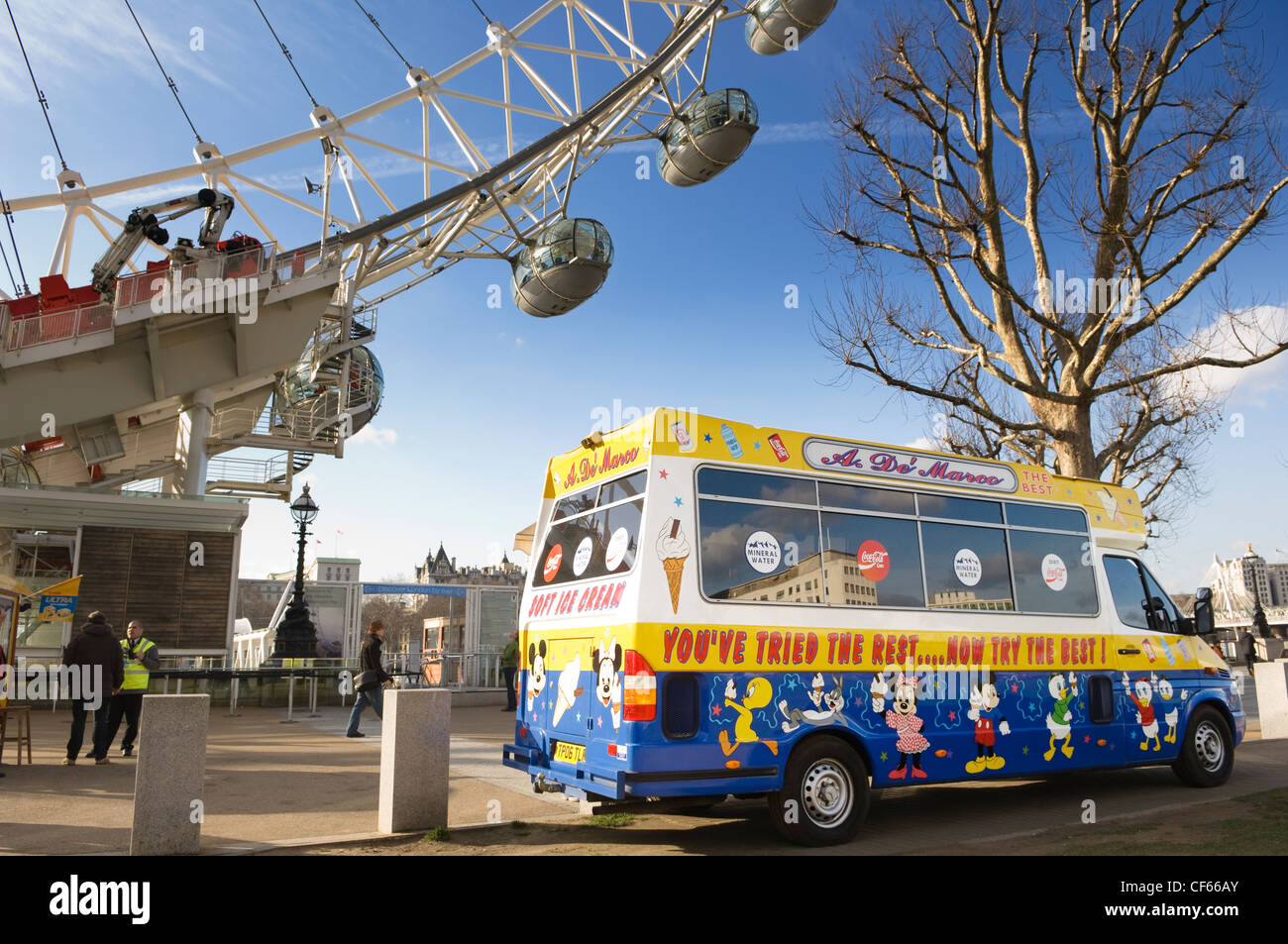 Mobile sweet van hi-res stock photography and images - Alamy