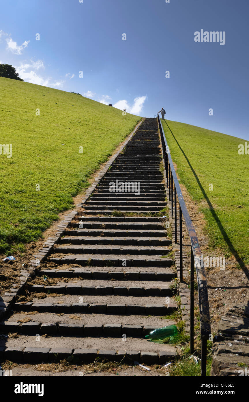 Looking up the steps leading from Free Derry up to the City Walls Stock ...