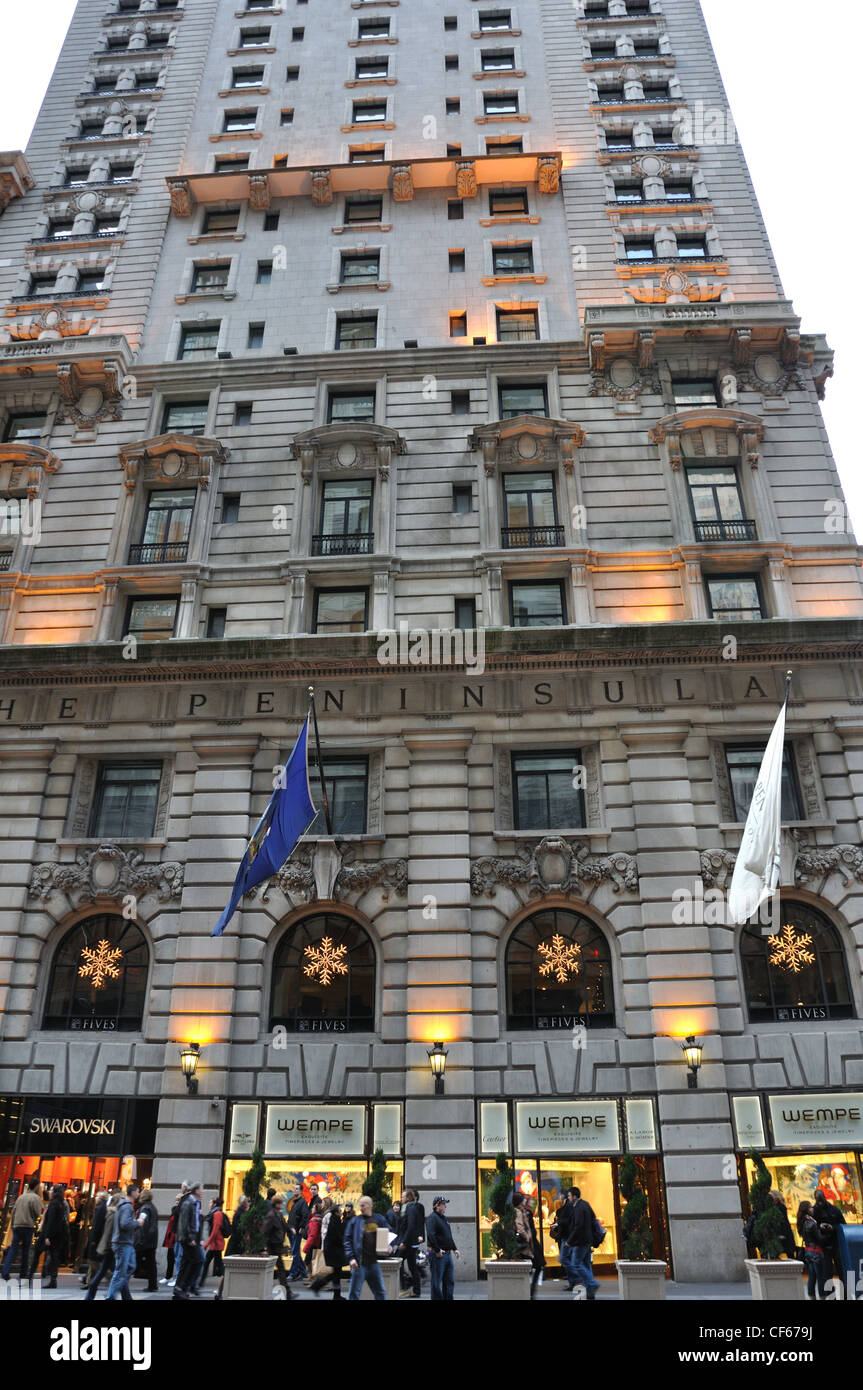 New york designer stores hi-res stock photography and images - Alamy