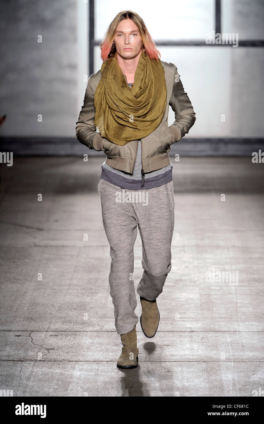 Robert Geller New York Ready to Wear Autumn Winter 2011 2012 Stock ...