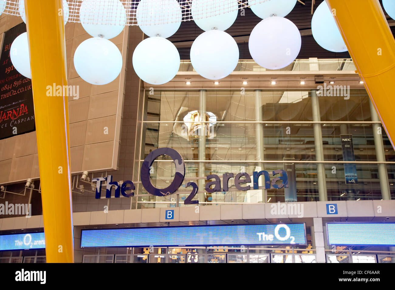 Interior view of the O2 arena with lighting displays in Greenwich Stock ...