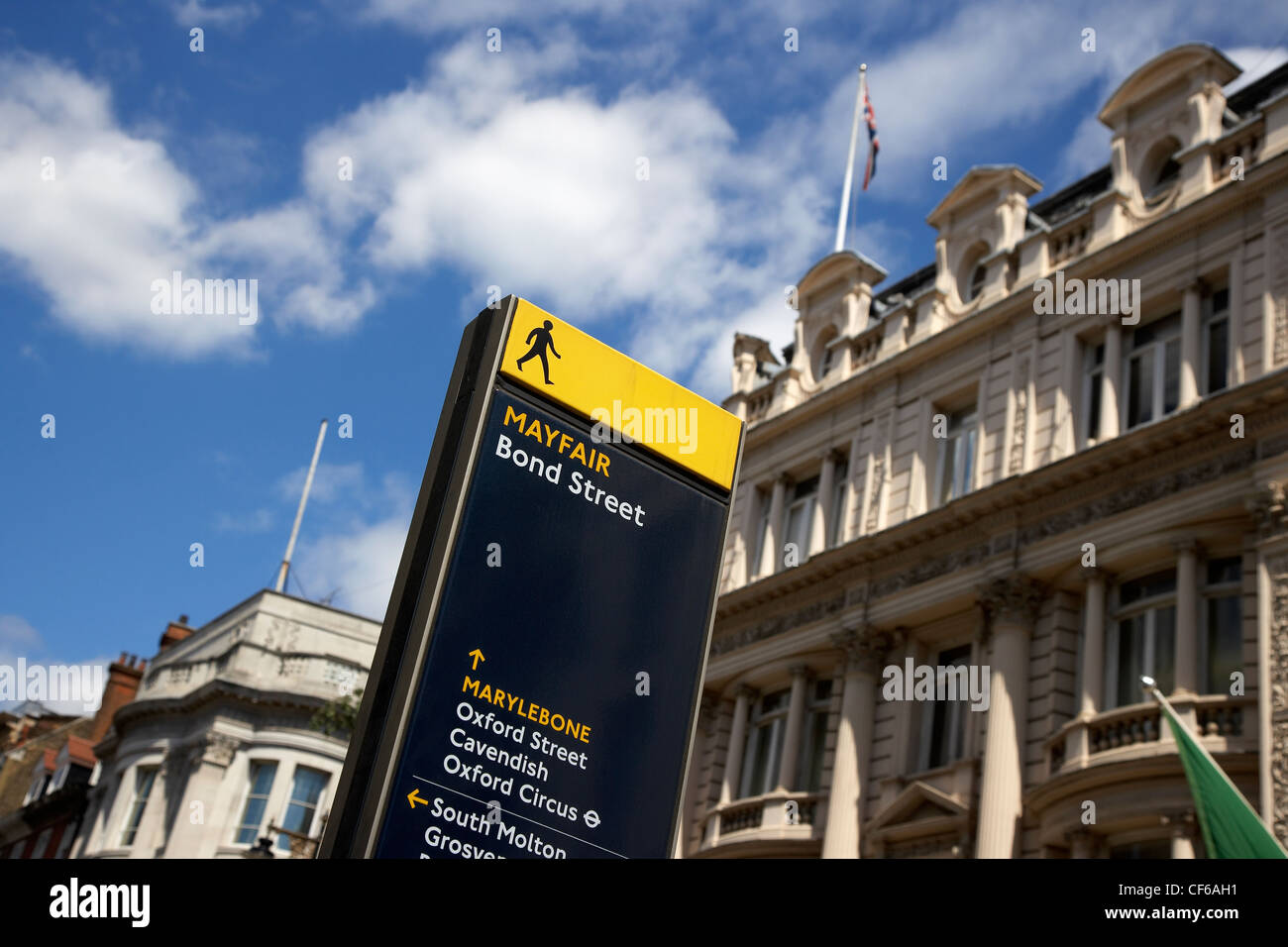 A street sign with directions in Mayfair Stock Photo - Alamy