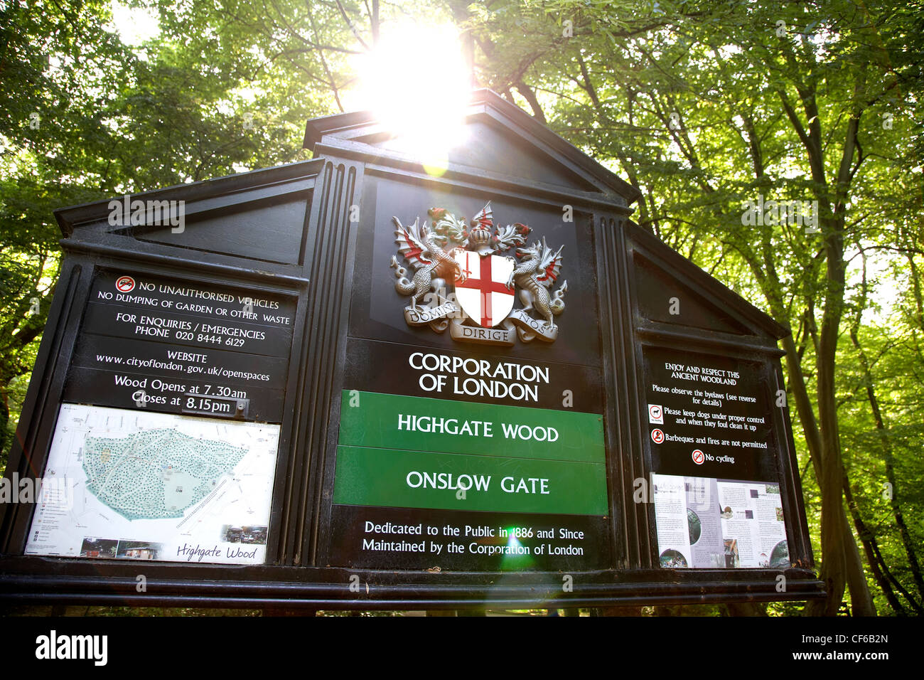 Highgate wood sign hi-res stock photography and images - Alamy