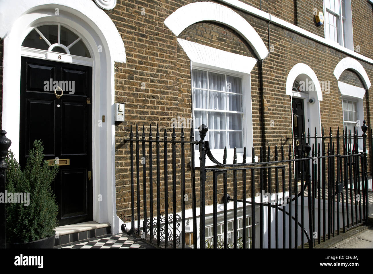 A typical Chelsea terrace of houses Stock Photo - Alamy