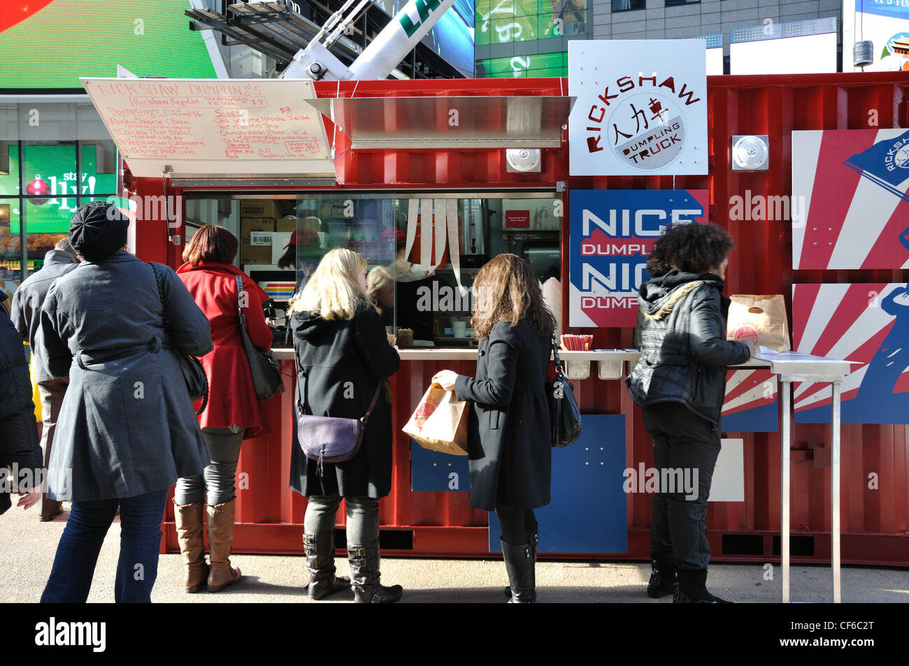 Food stand on street, New York, USA Stock Photo - Alamy