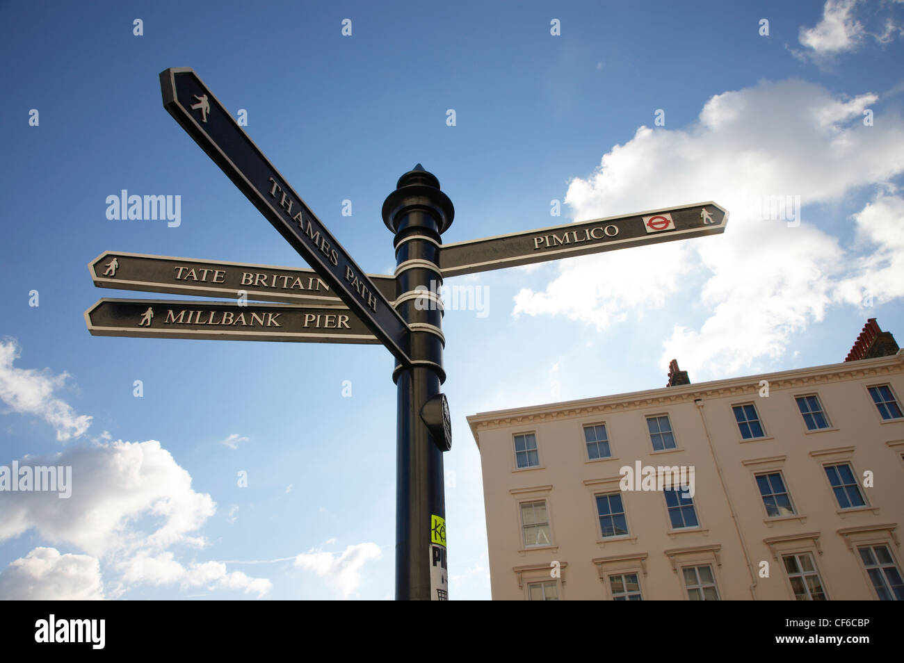 Pimlico station sign hi-res stock photography and images - Alamy