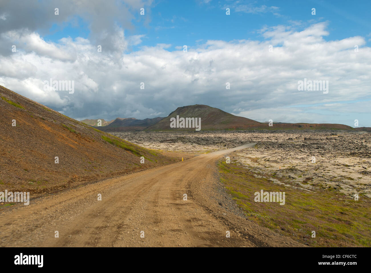Dirt road in the vicinity of Iceland Vik Iceland Stock Photo - Alamy