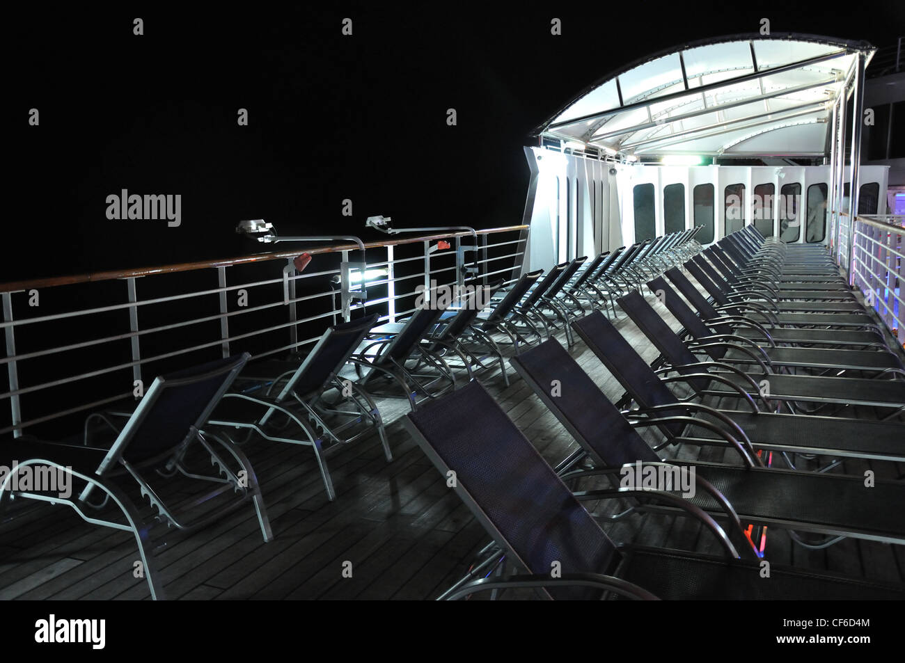 Cruise ship deck chairs Stock Photo - Alamy