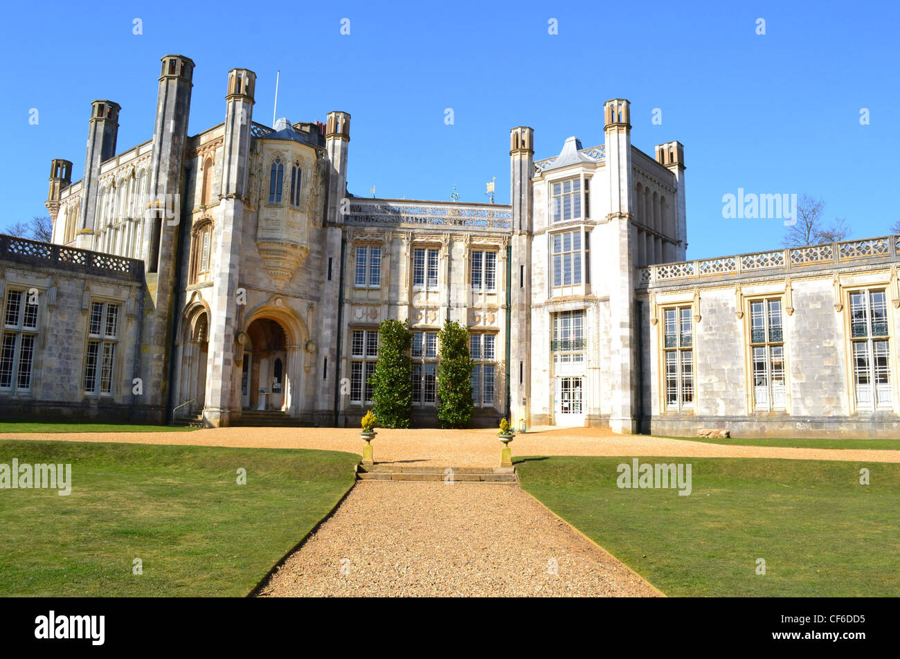 Highcliffe castle new forest hi-res stock photography and images - Alamy