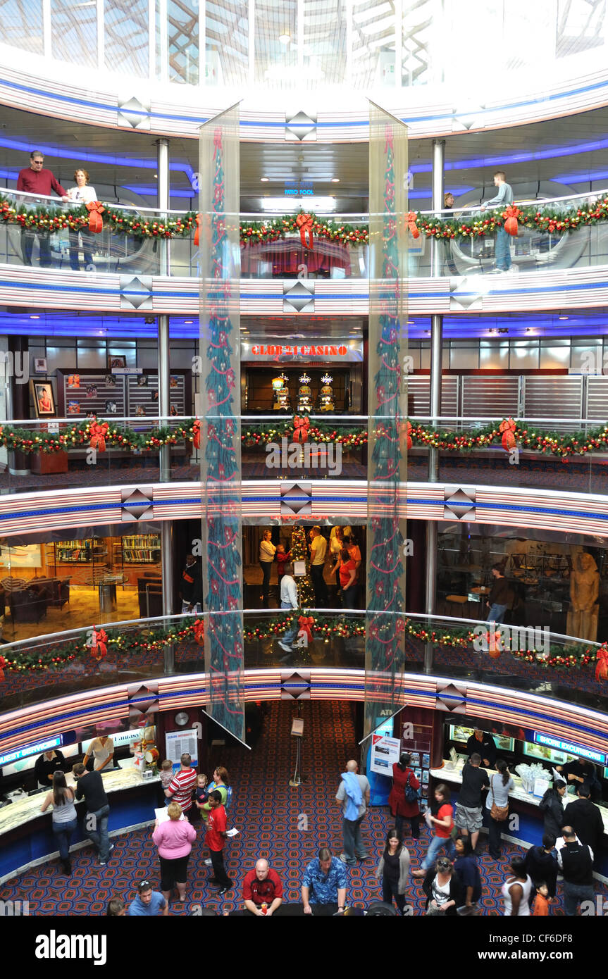 Cruise ship interior hi-res stock photography and images - Alamy
