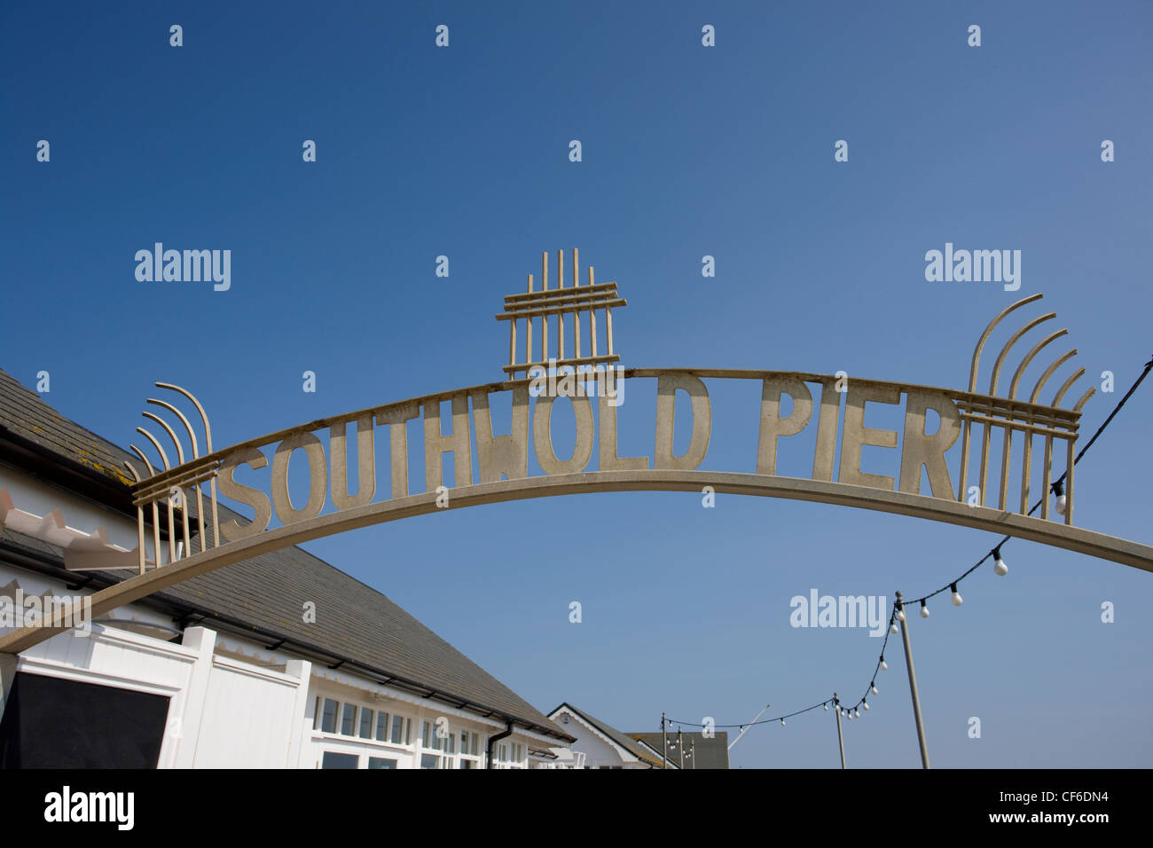 Pier sign hi-res stock photography and images - Alamy