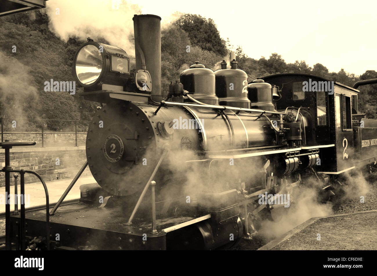 Brecon beacons steam train hi-res stock photography and images - Alamy