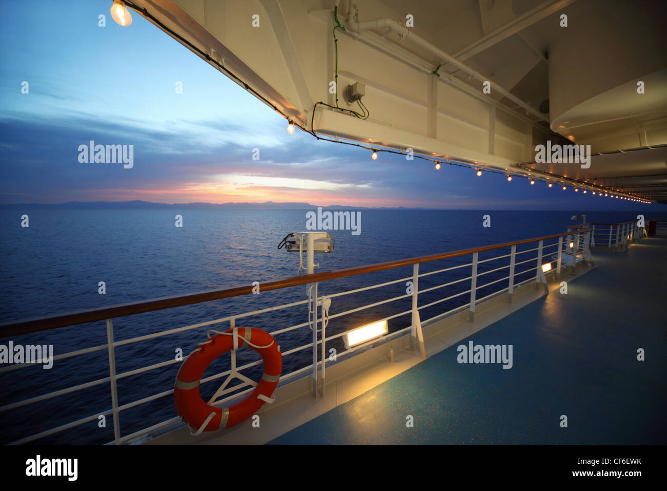 Ship lamps hi-res stock photography and images - Alamy