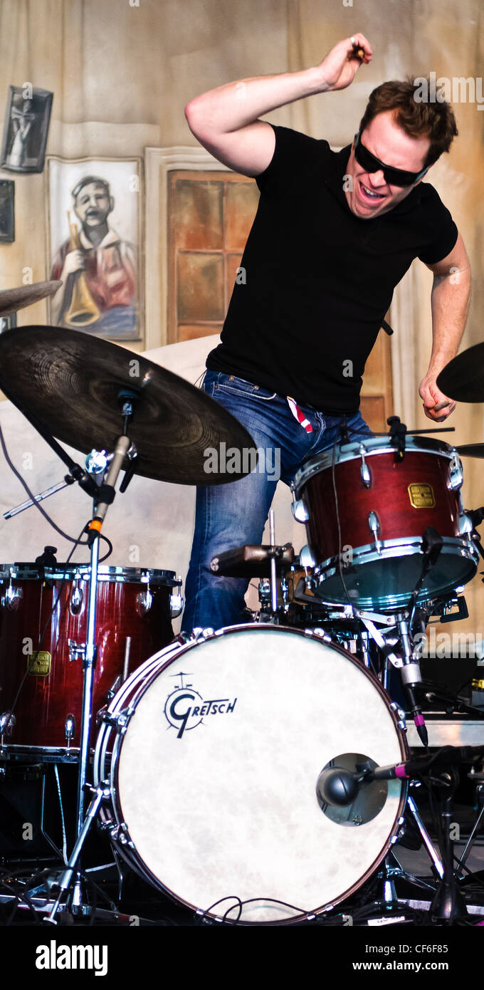 Robert osborne hi-res stock photography and images - Alamy