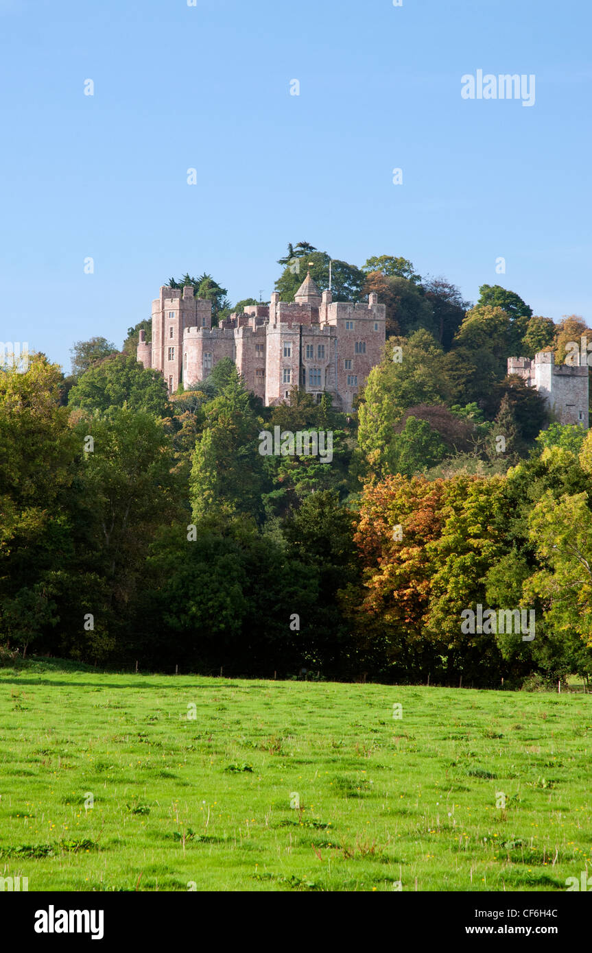 Dunster castle hi-res stock photography and images - Alamy