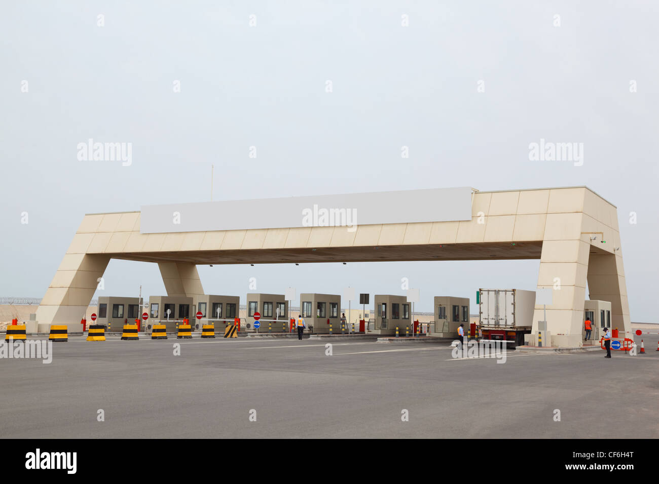 Security check point hi-res stock photography and images - Alamy