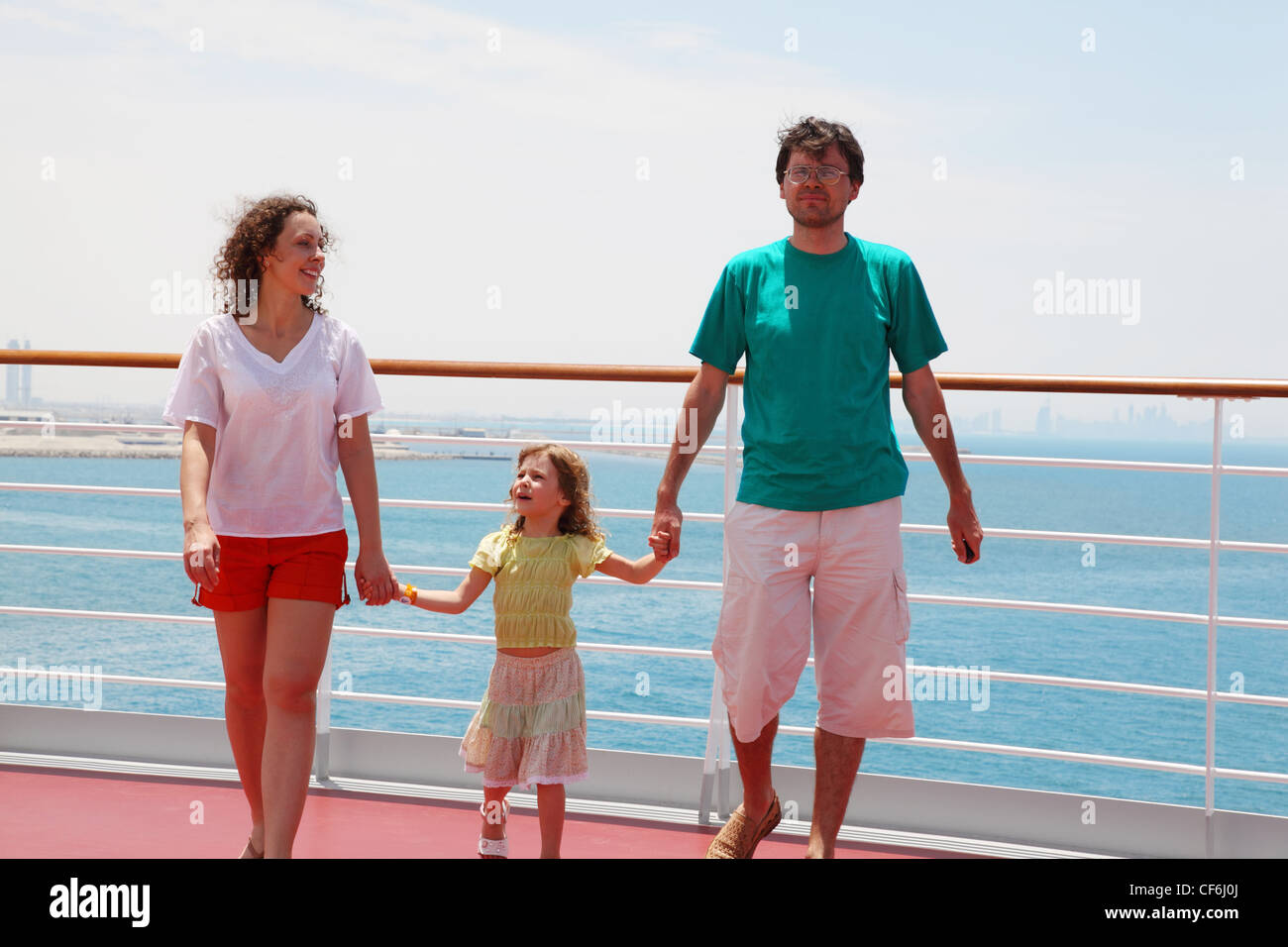 Deck cruise ship women hi-res stock photography and images - Alamy