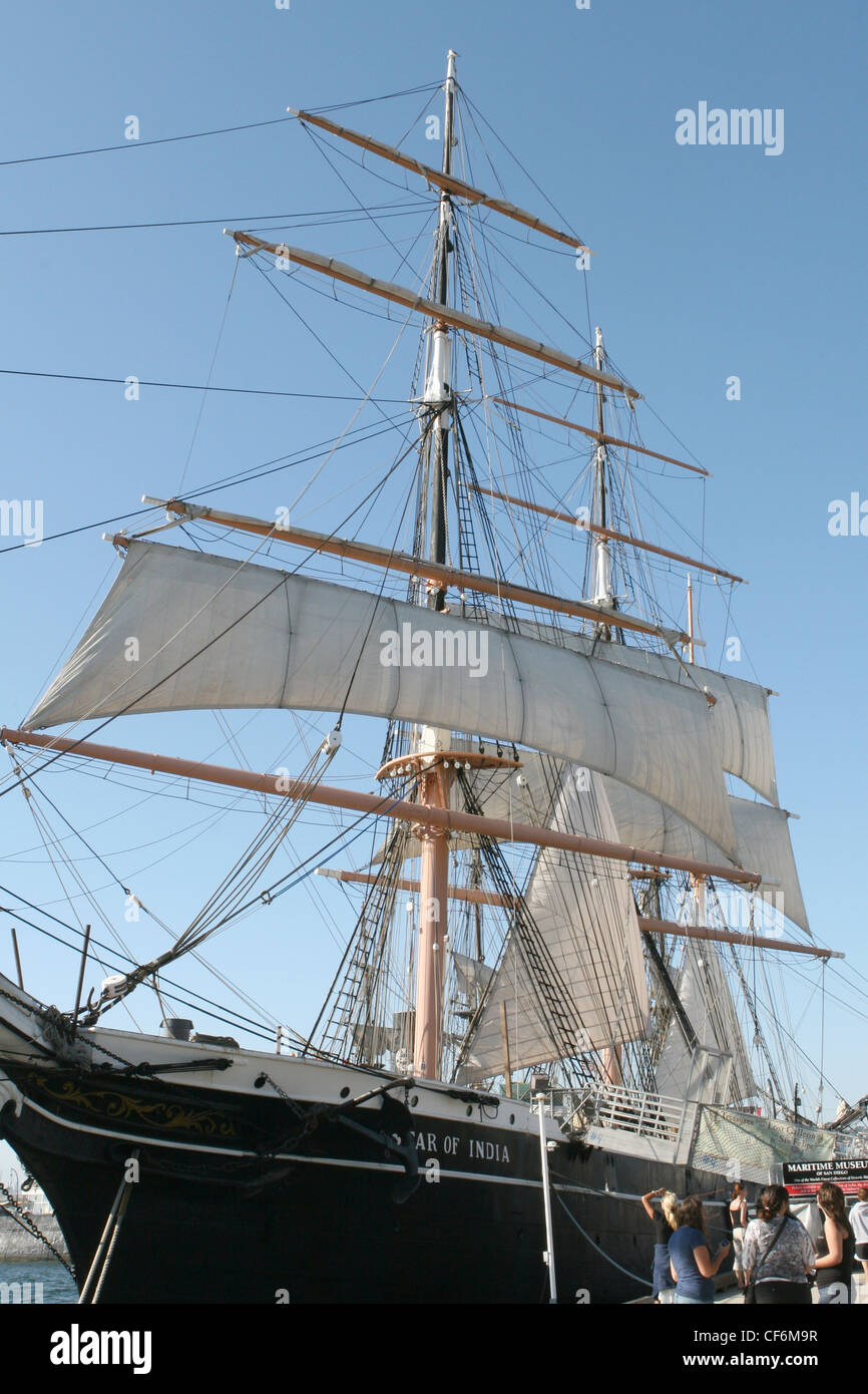 Brow of ship hi-res stock photography and images - Alamy